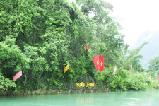 Khu di tích Quốc gia đặc biệt Pác Bó