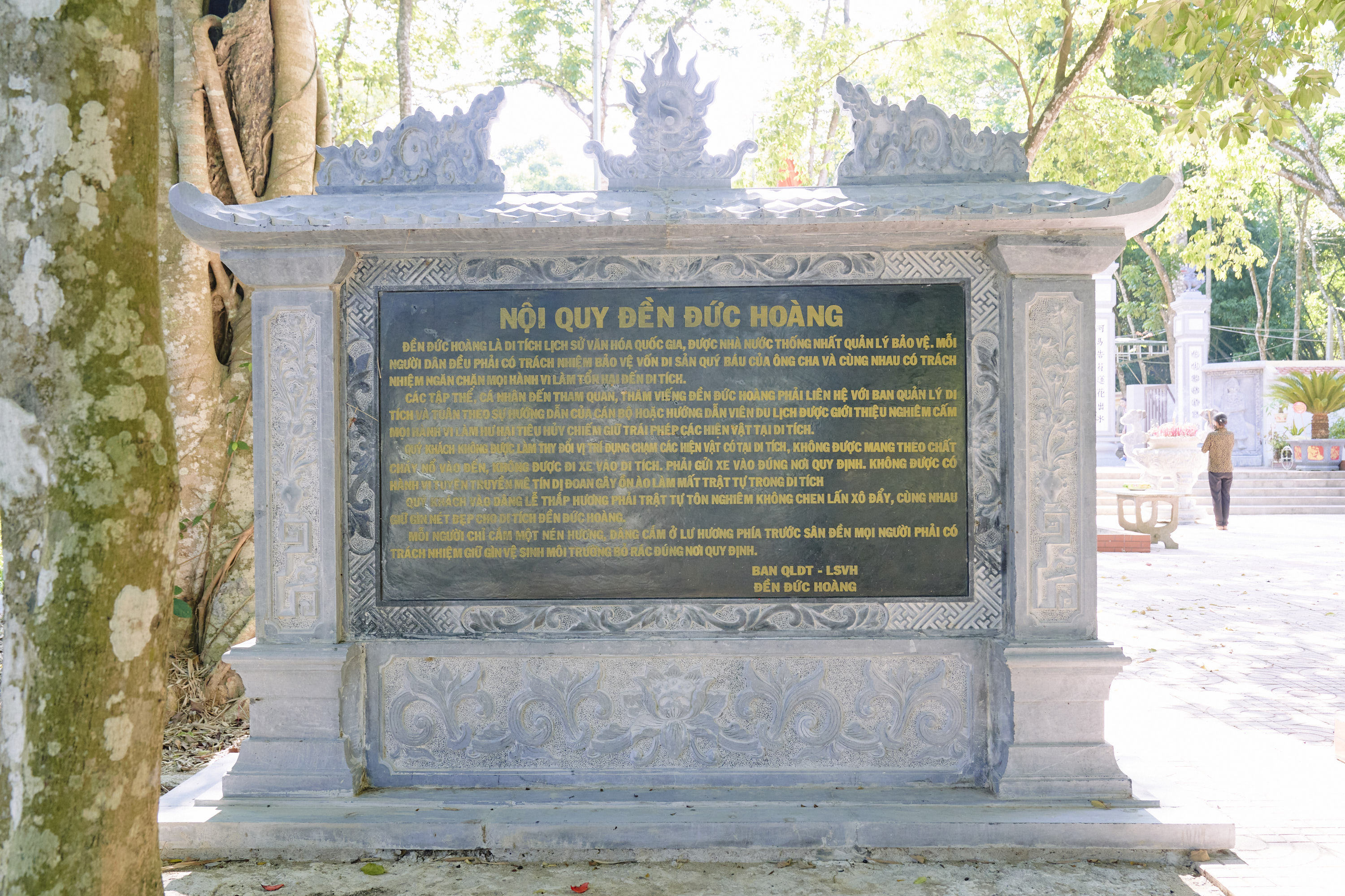 Phân tích Giải quẻ số 65 đền Mẫu Hưng Yên Những ý nghĩa về tình cảm và sự nghiệp